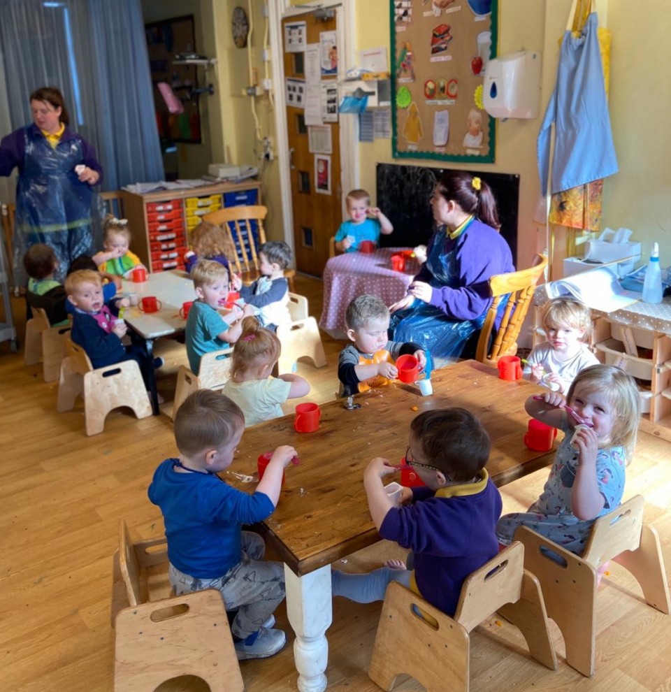 Mealtimes | Toddle In Private Nursery